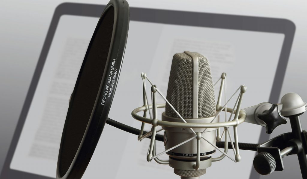 What Is A Pop Filter & Why You Should Use Them - Audio Mentor