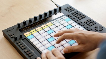 Choosing A MIDI Controller That Works For You - Audio Mentor