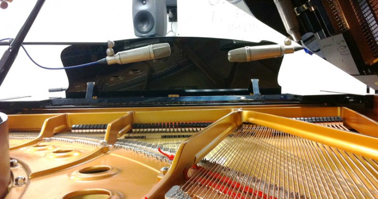 Singer Songwriter's Guide to Home Recording Equipments