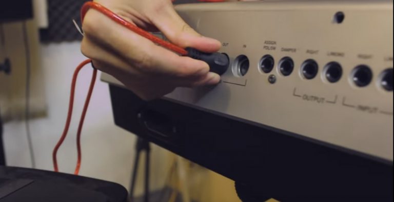 How To Use Your Keyboard or Digital Piano As MIDI Controller - Audio Mentor