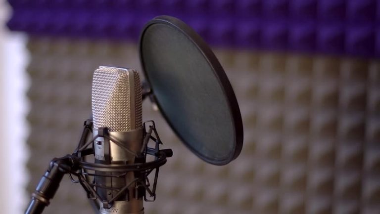 How To Start Your Home Recording Studio - The 7 Studio Essentials ...