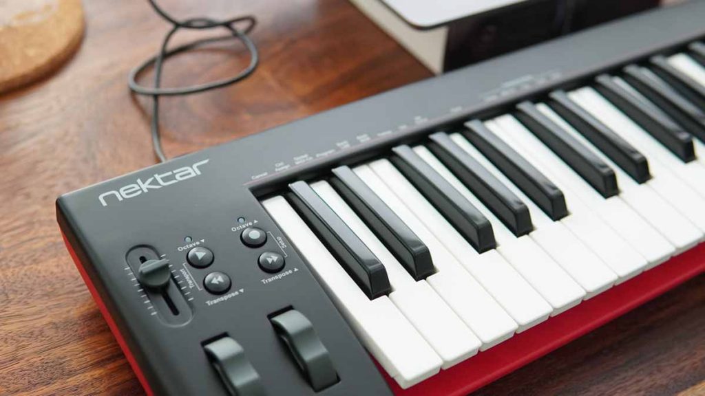 Nektar SE49 MIDI Controller Review - Why Beginners Should Buy This