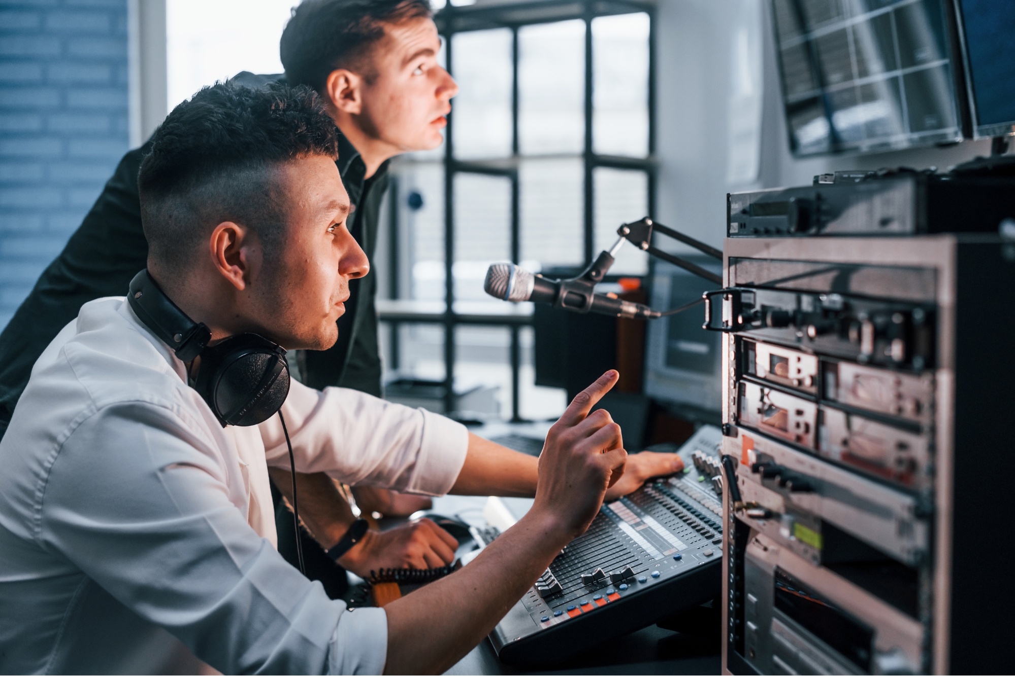 Music Meets Career: How to Land a Job in the Ever-Evolving Music ...